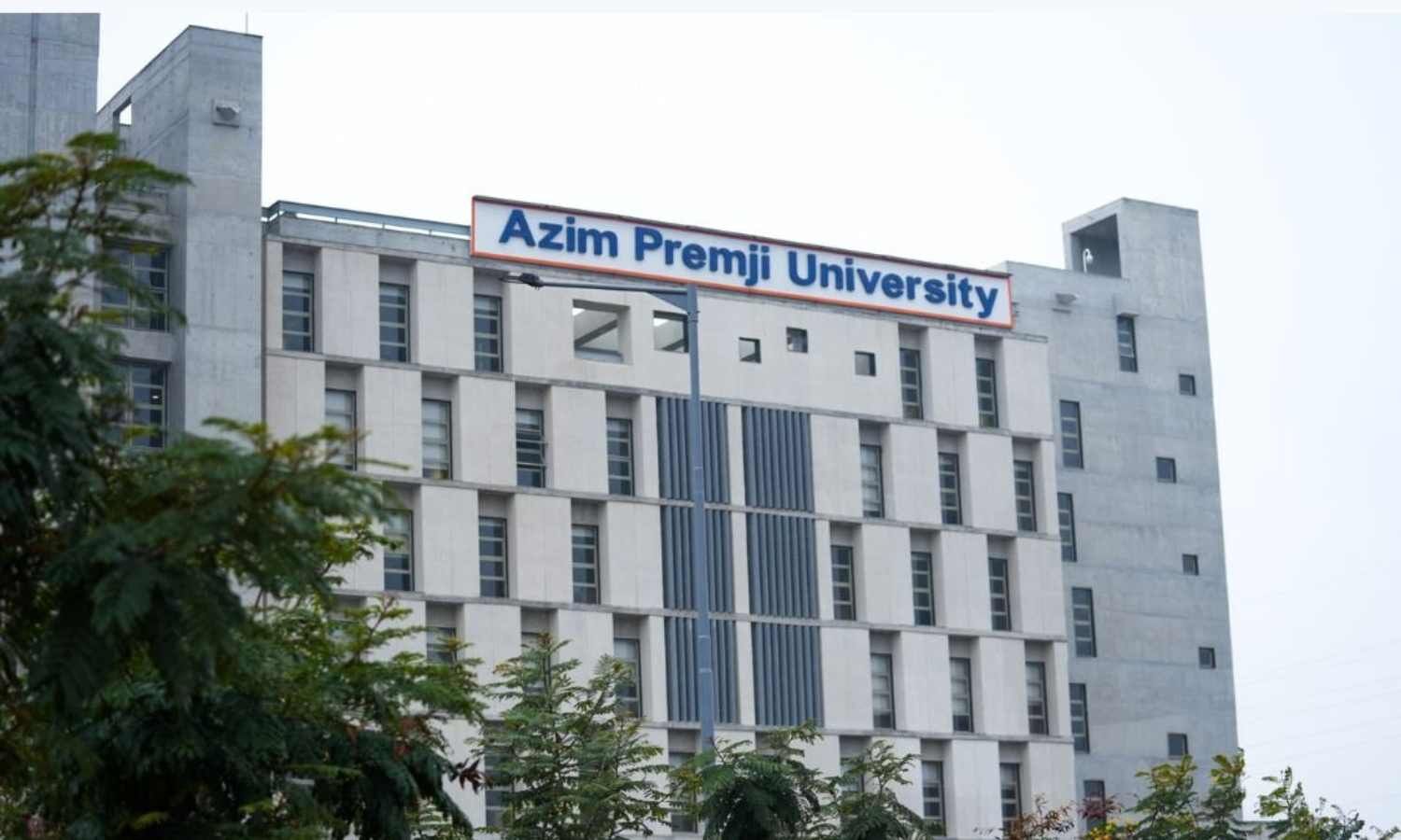 Azim Premji Foundation Rs 2,250 Crore Girls’ Scholarship 2025-26 – Empowering India’s Future (India)